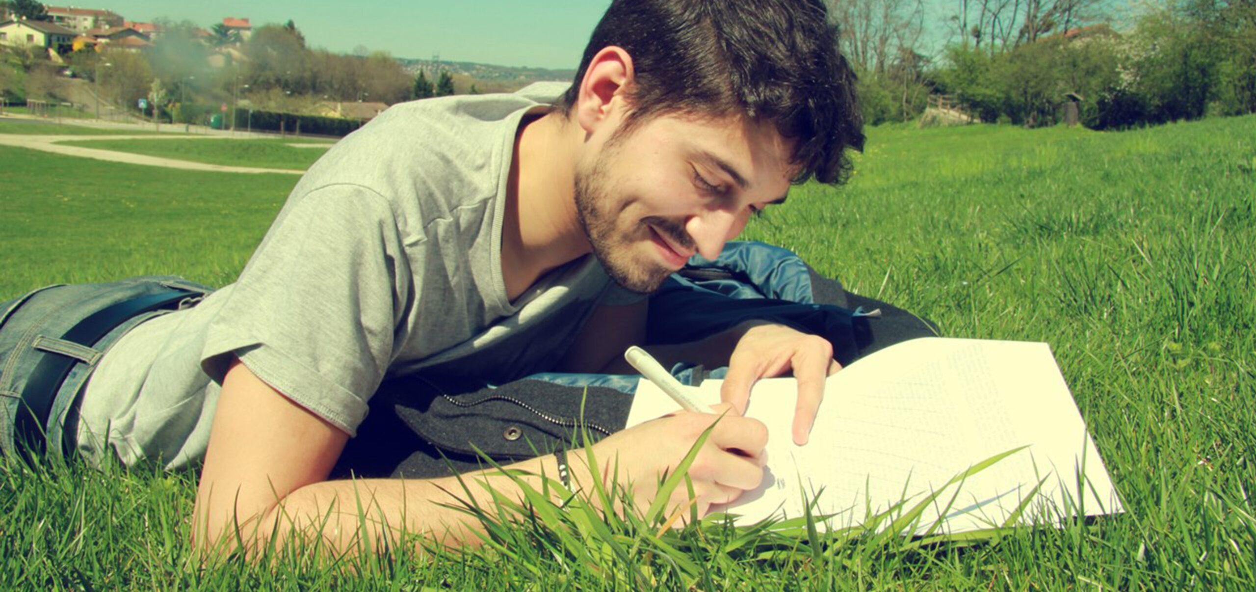 Loi d’attraction : qu’est-ce que le scripting ? - WeMystic France