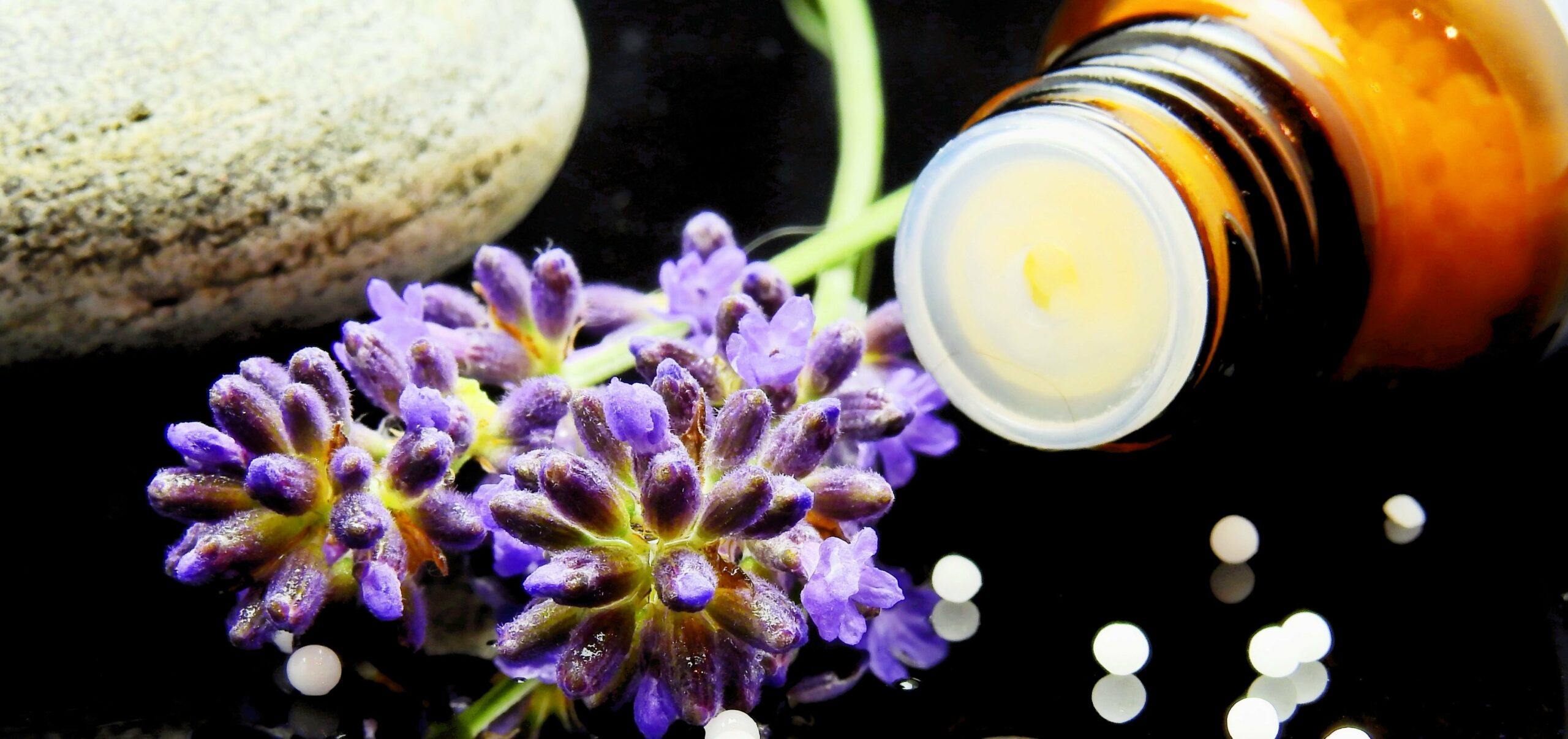 Quel remède de l'homéopathie pour le rhume choisir - WeMystic France